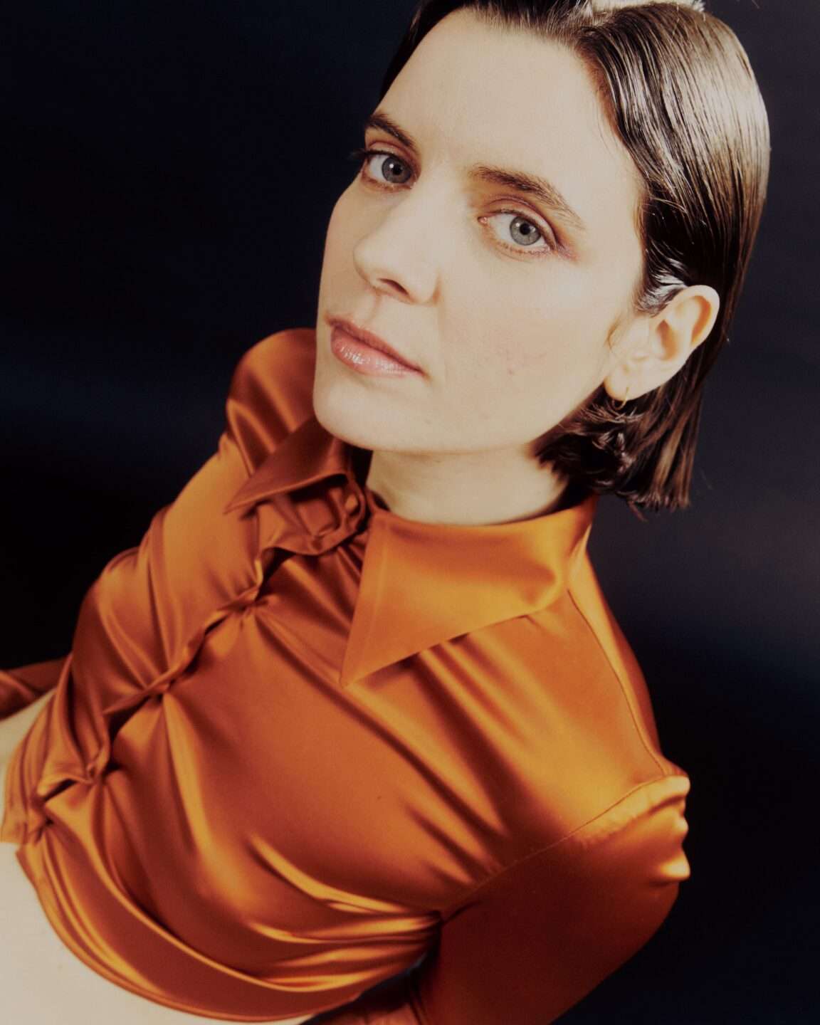 ANNA CAROL: esce oggi COLLA, la nuova canzone dall’anima ironica e ...